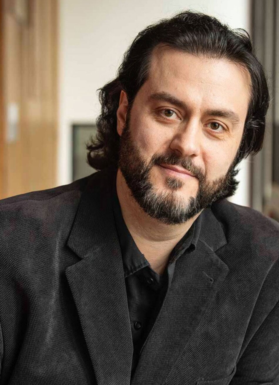 Aris Argiris - Tiroler Landestheater